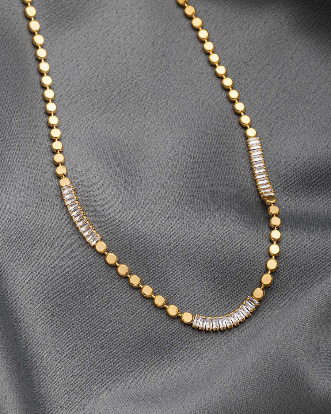CORRENTE ESFERAS E BAGUETE SEMIJOIA BANHADA OURO 18K 45CM – Rahra B2B